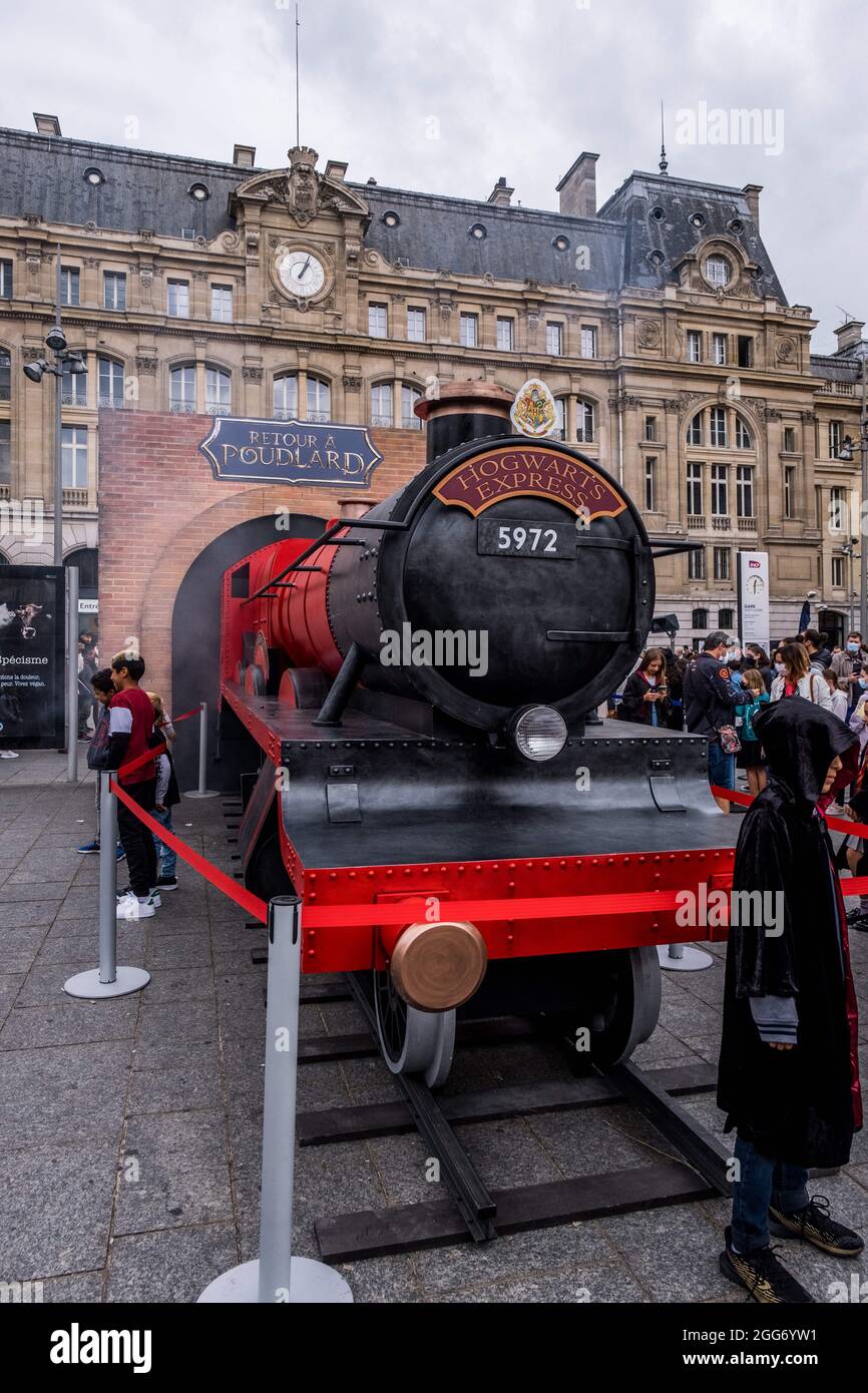 Une réplique grandeur nature de la célèbre locomotive de la saga Harry ...