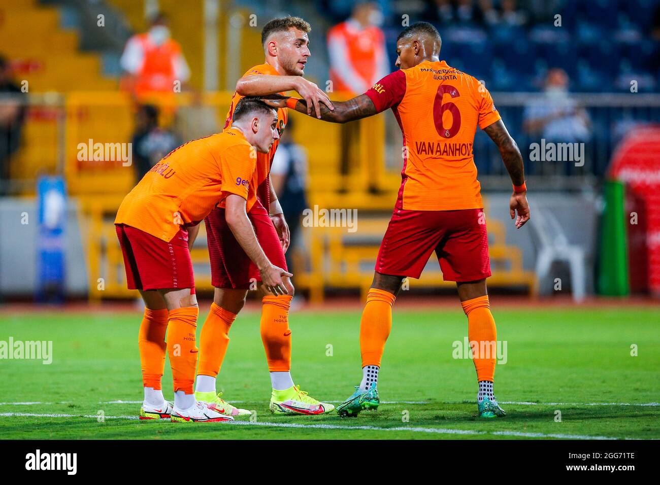 Kerem akturkoglu Banque de photographies et d’images à haute résolution ...