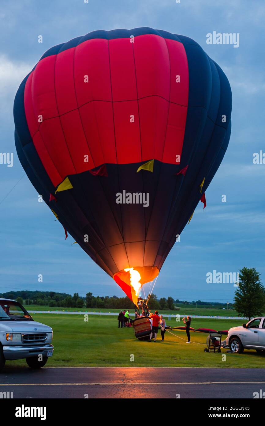 Gonfle ballons Banque de photographies et d’images à haute résolution ...