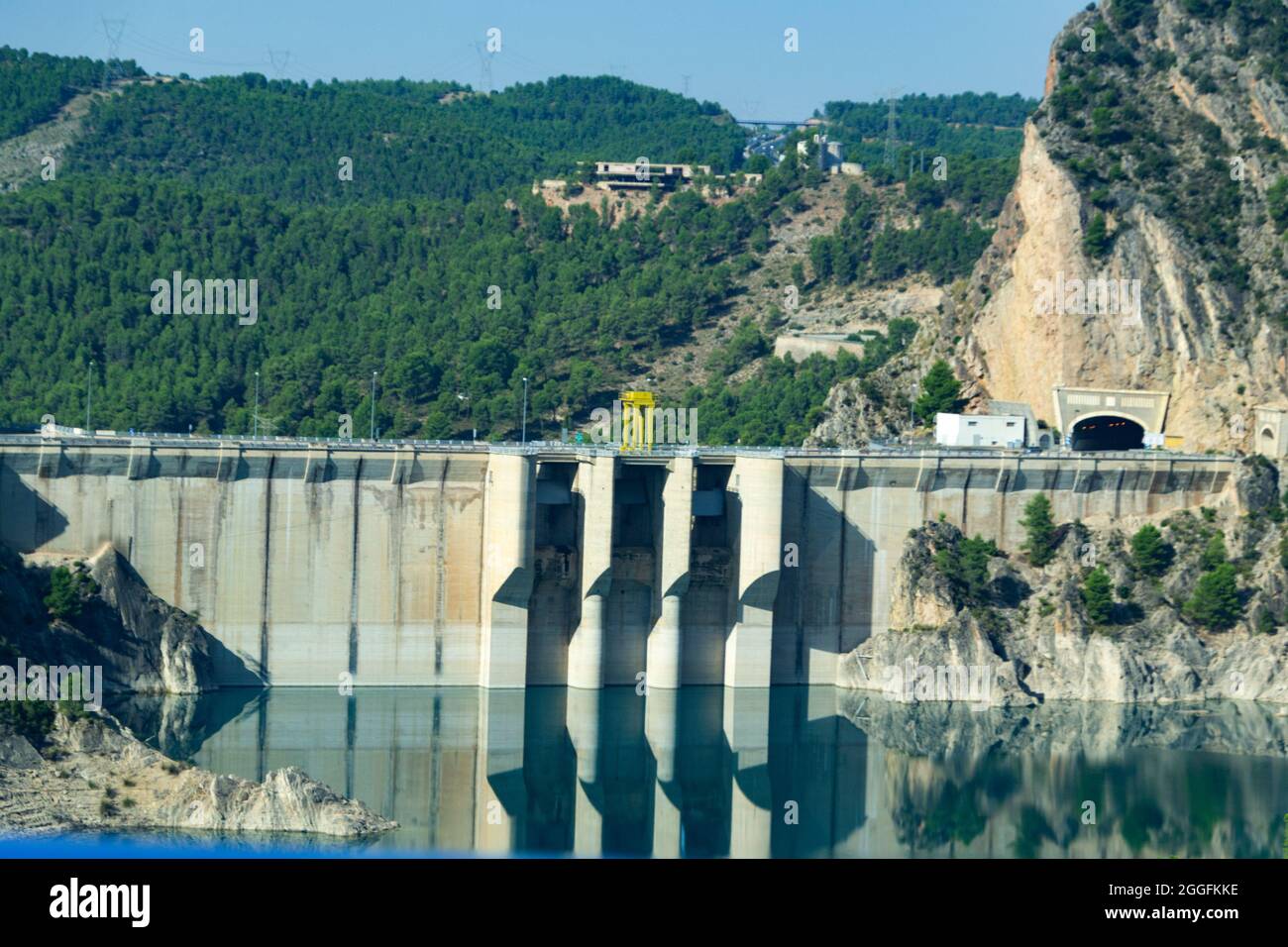 Barrage de contreras Banque de photographies et d’images à haute ...