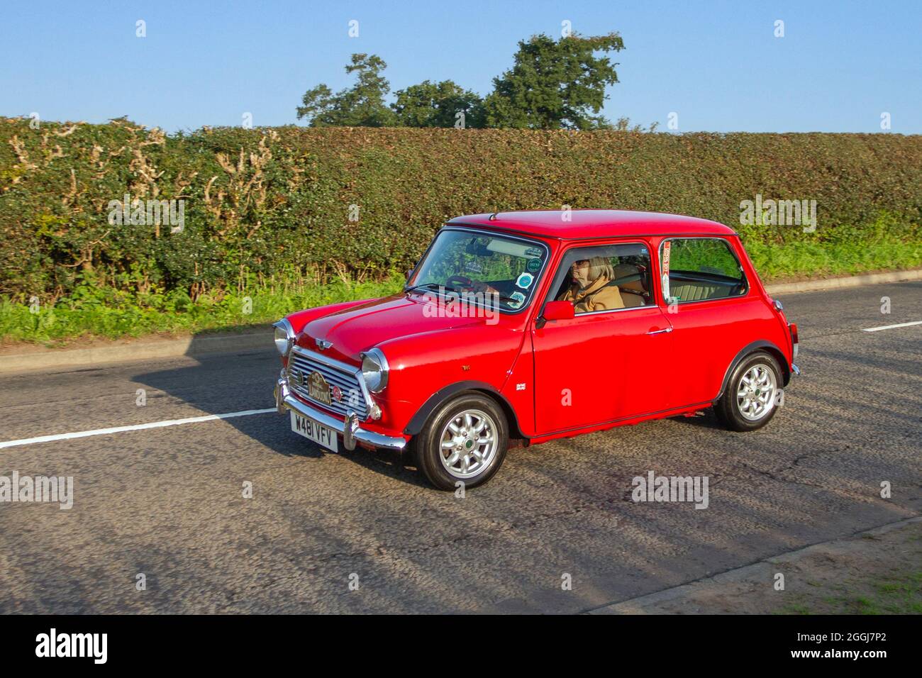 2000 austin rover mini cooper s fonctionne solaire rouge Banque de ...