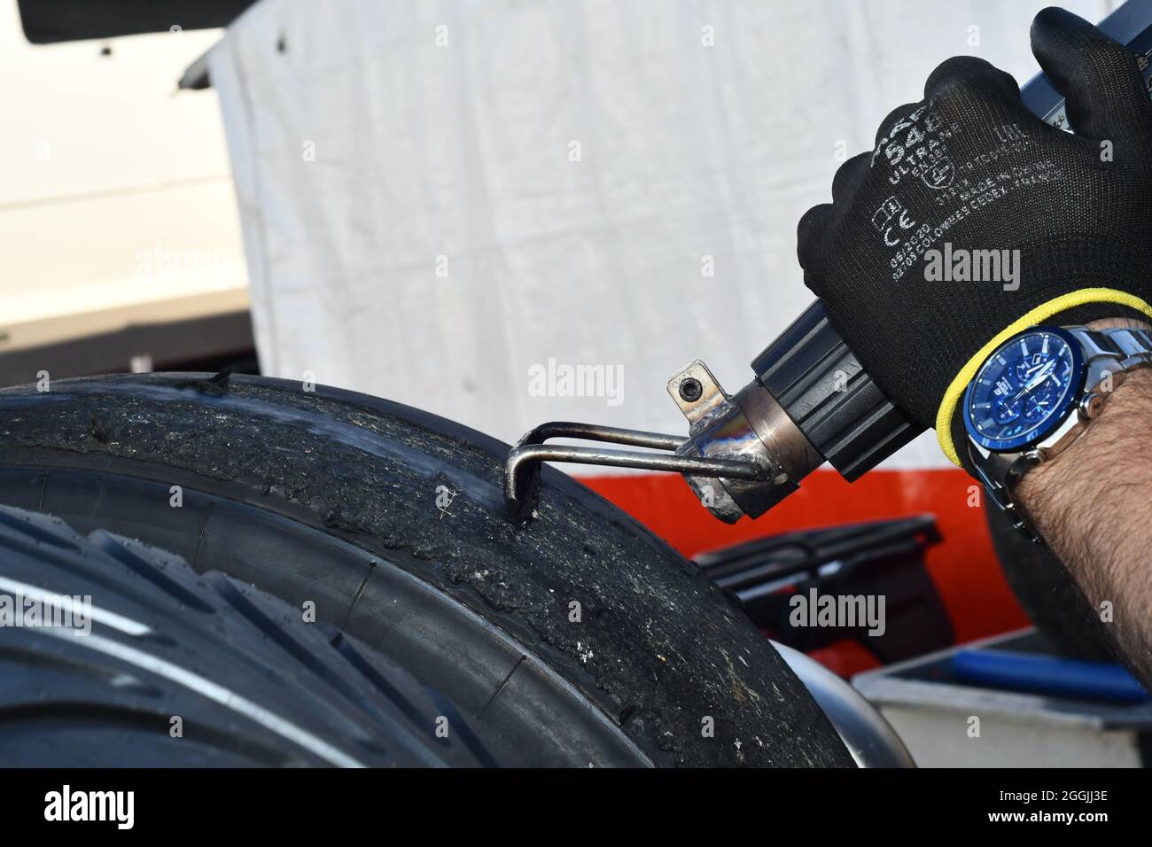 Dunlop racing tyre Banque de photographies et d’images à haute résolution - Alamy