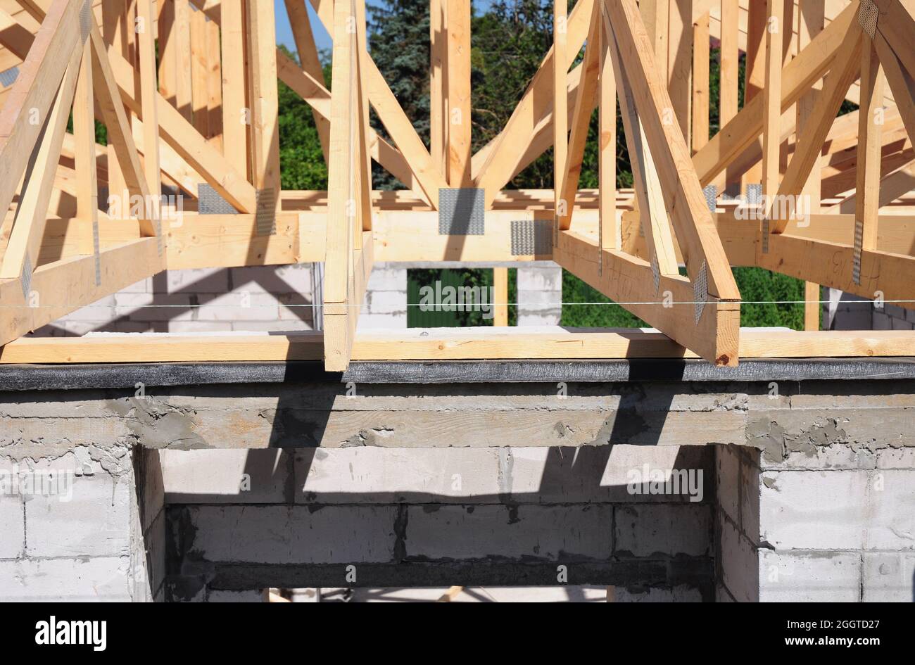 Construction de la toiture Maison Bâtiment de toit.structure de toit en ...