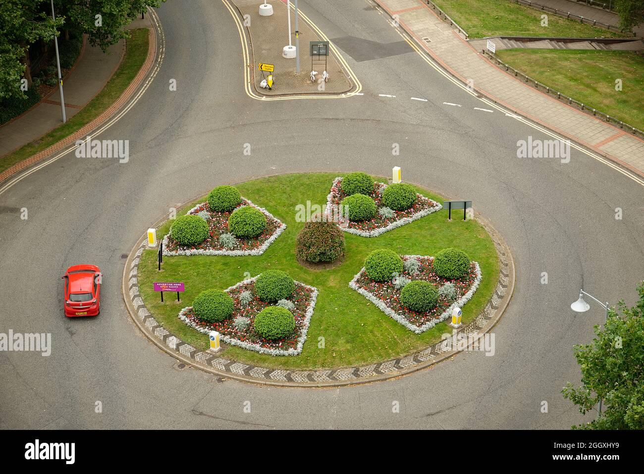 Un rond-point ou un rond-point. Joliment décoré Photo Stock - Alamy