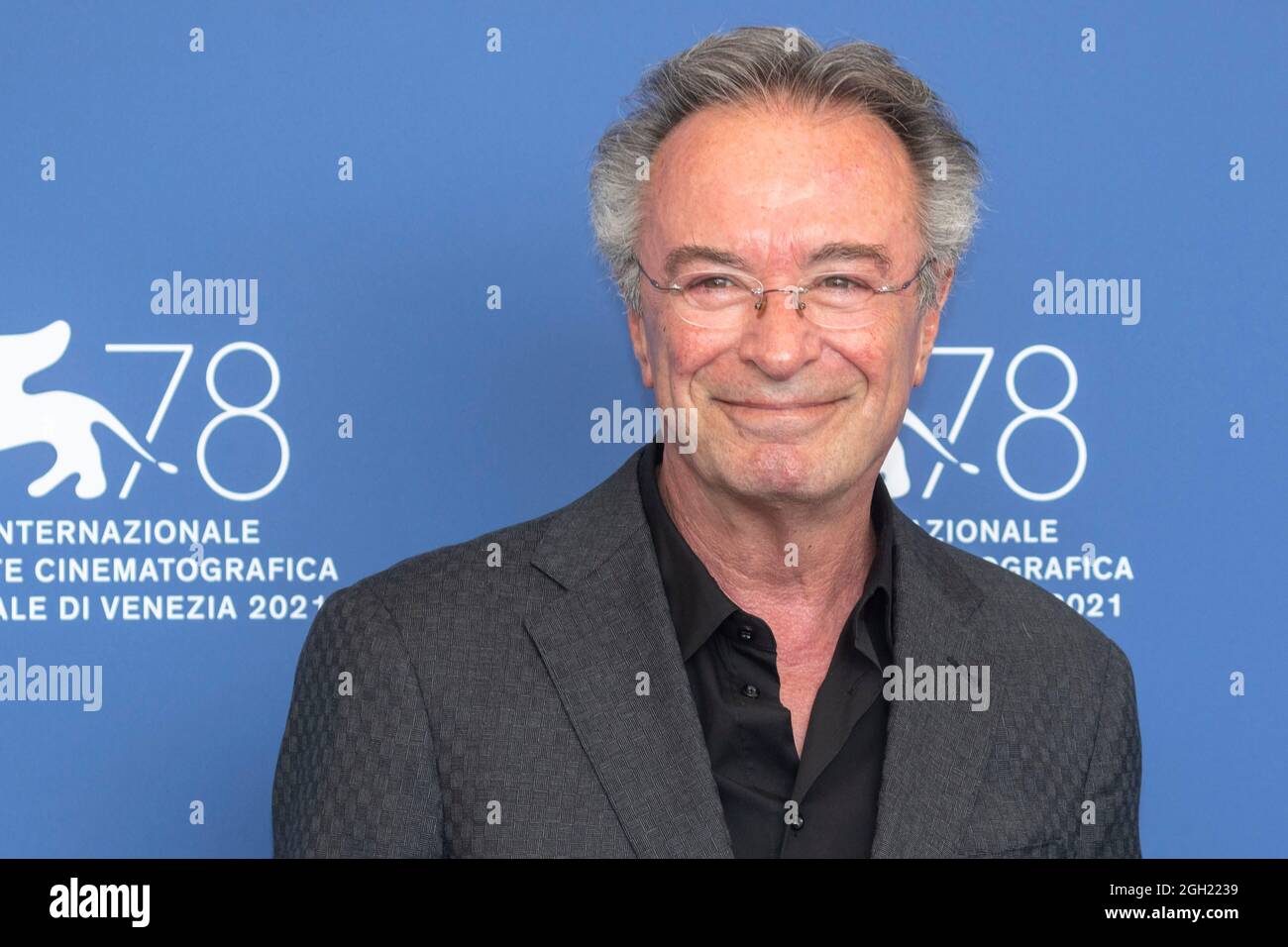 Oscar martinez Banque de photographies et d’images à haute résolution ...