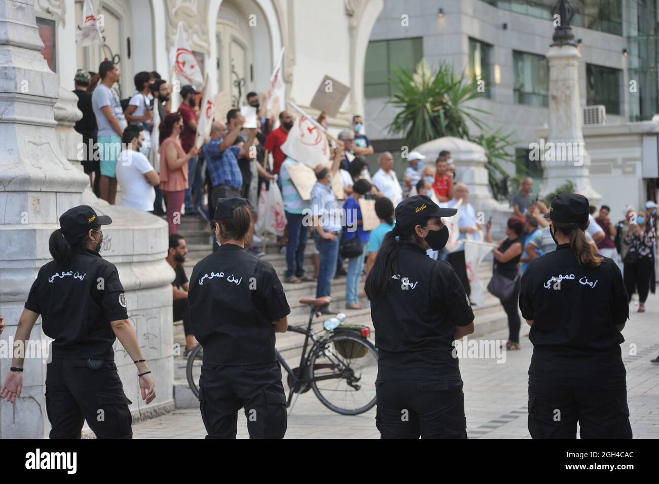 Police tunisia Banque de photographies et d’images à haute résolution ...