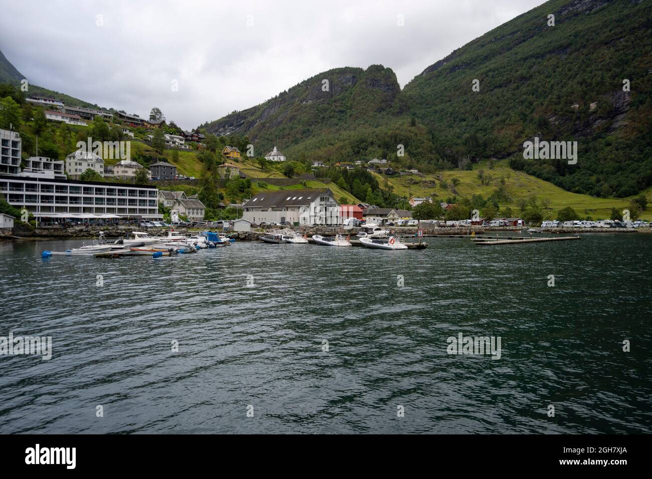 Ville de geiranger Banque de photographies et d’images à haute ...
