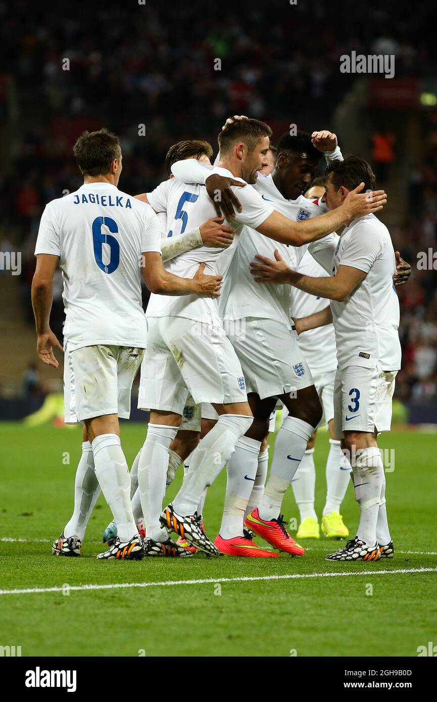 Charlie cahill Banque de photographies et d’images à haute résolution ...