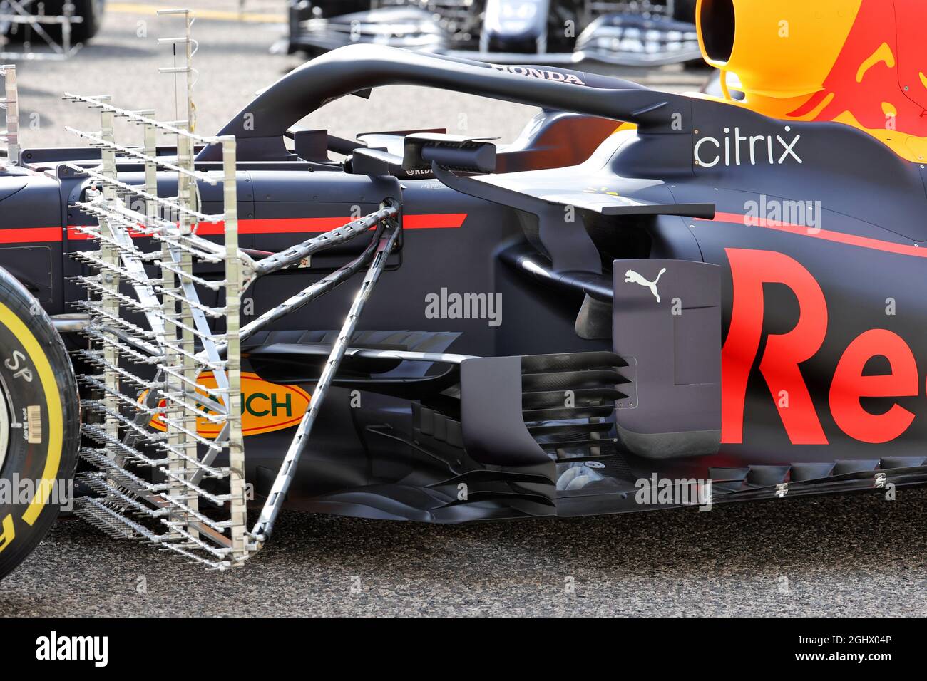 Détail du sol Red Bull Racing RB16B. 12.03.2021. Test de formule 1 ...