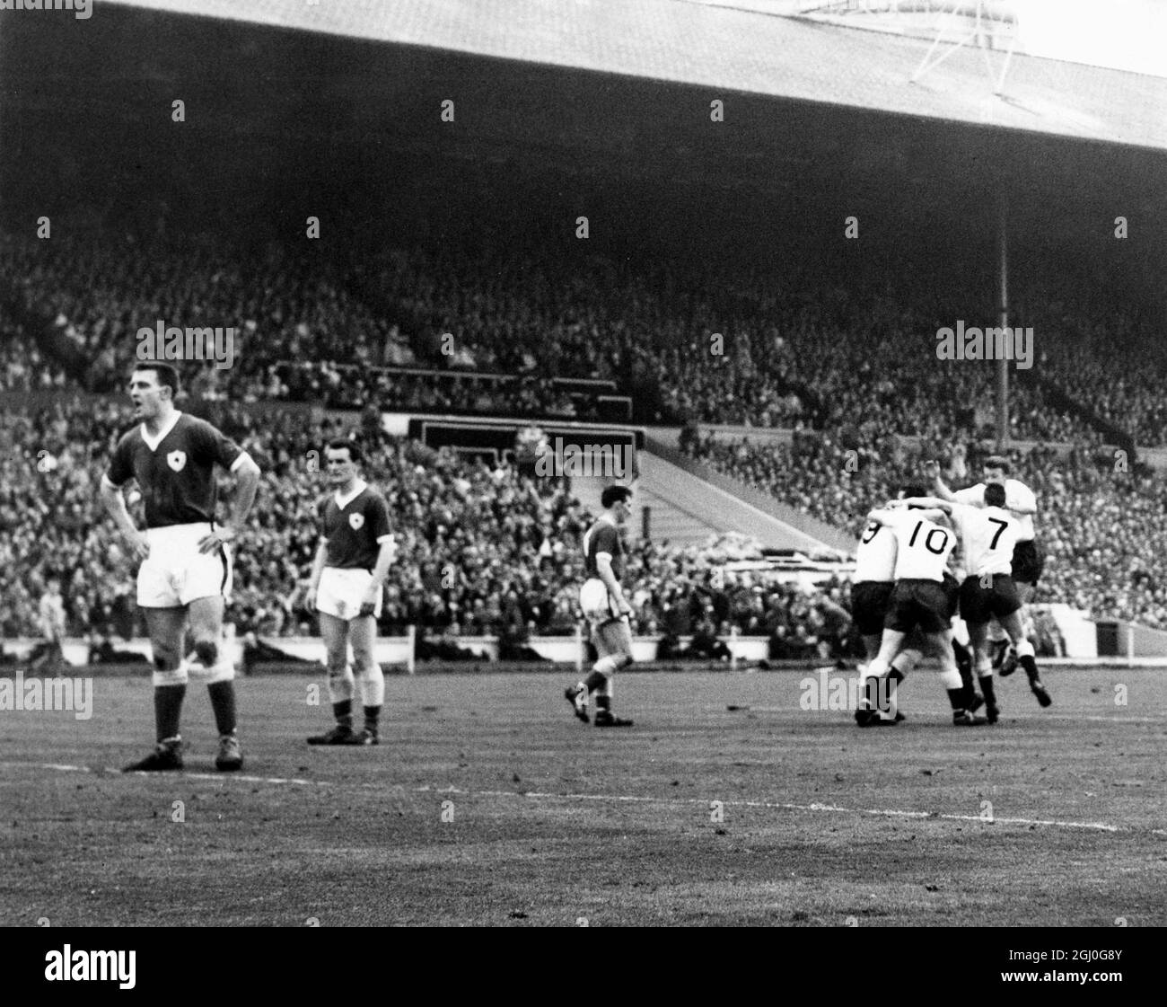 Tottenham hotspur players 1961 Banque de photographies et d’images à ...