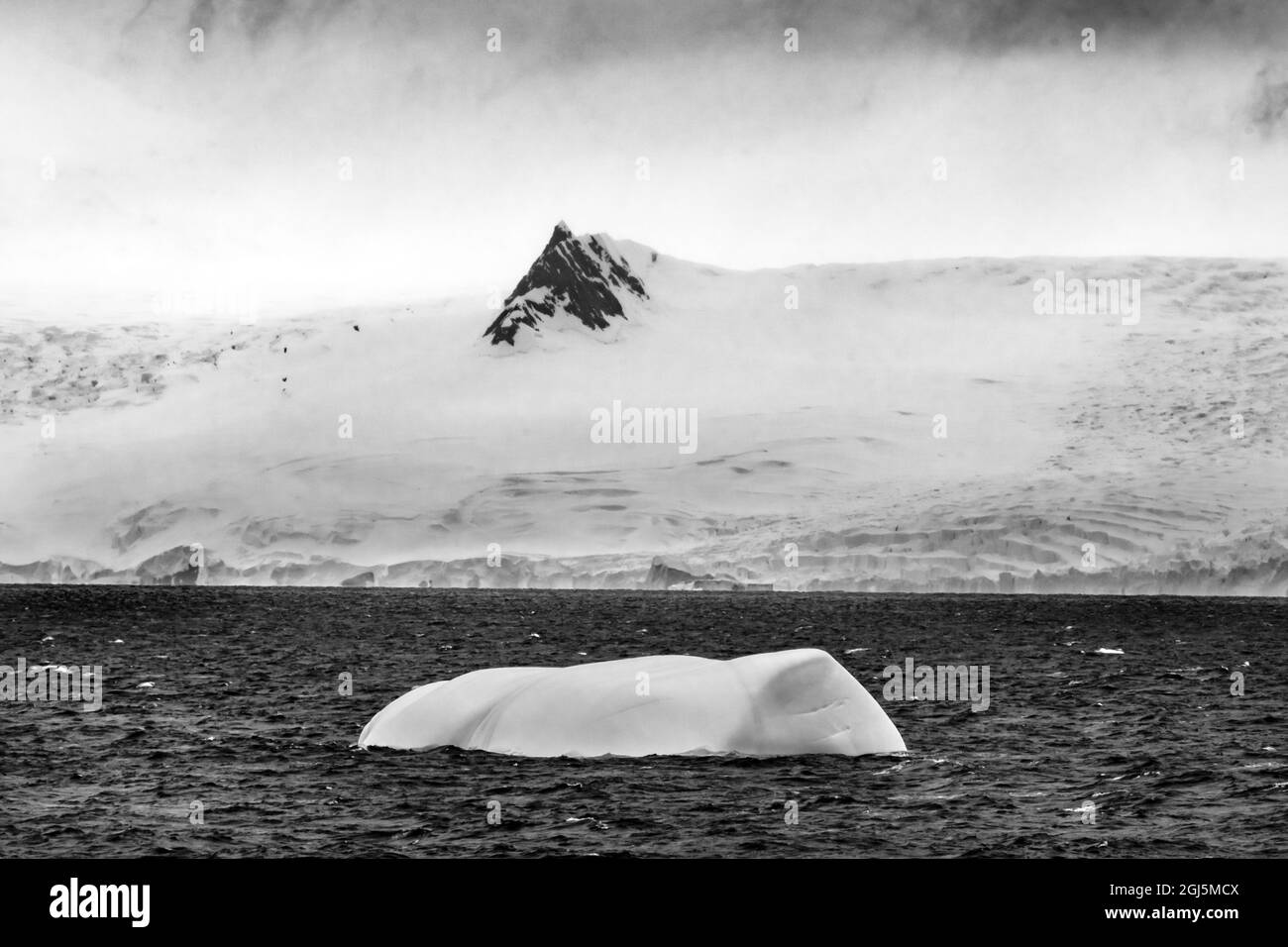 Iceberg blanc Banque de photographies et d’images à haute résolution ...
