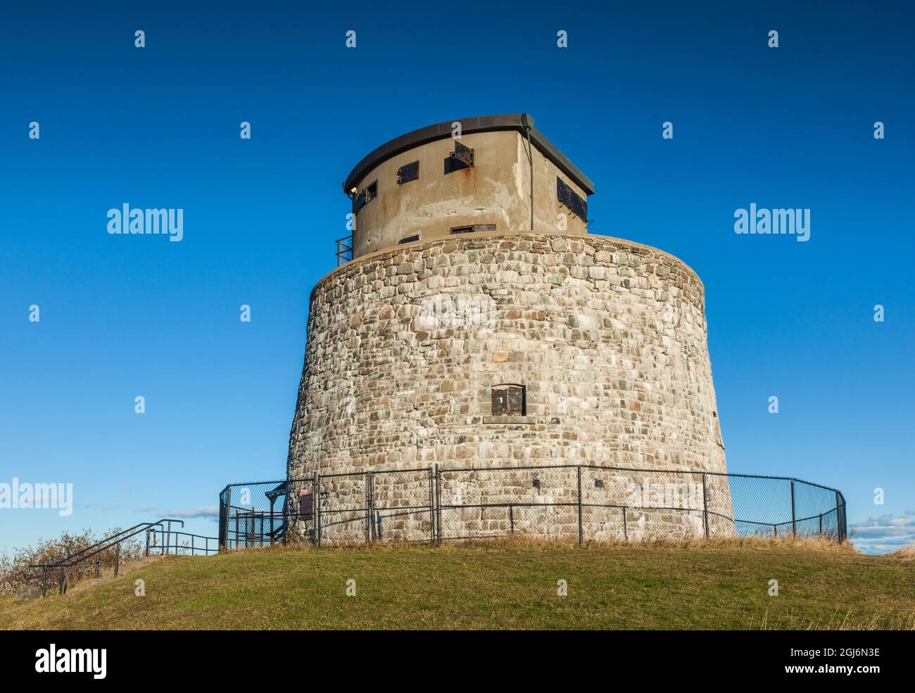 Carleton martello tower Banque de photographies et d’images à haute ...