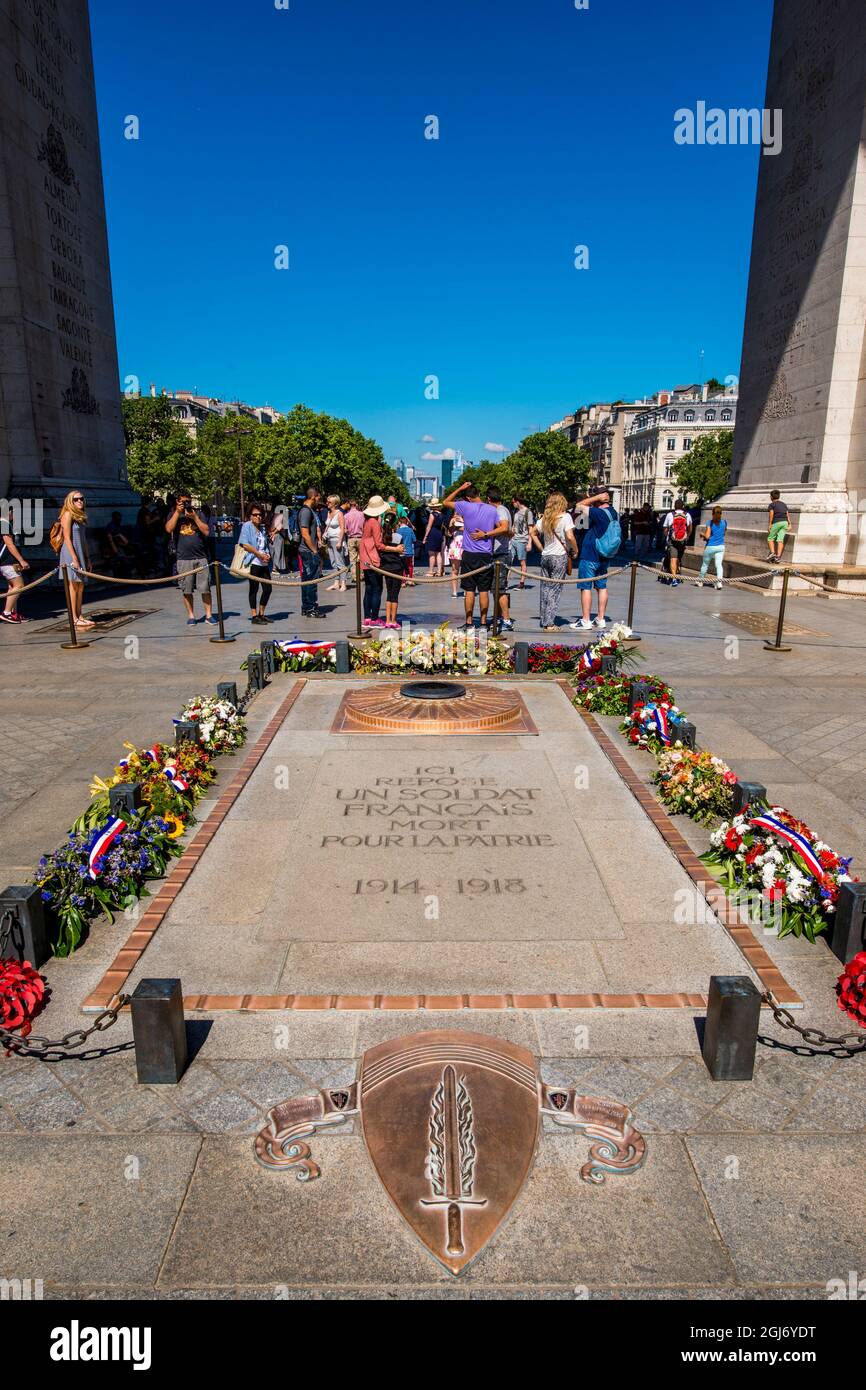 Tombe du soldat inconnu arc de triomphe Banque de photographies et d ...