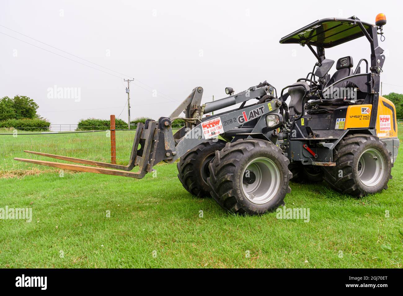 Chargeur sur roues à quatre roues motrices géant V452T HD (extra ...