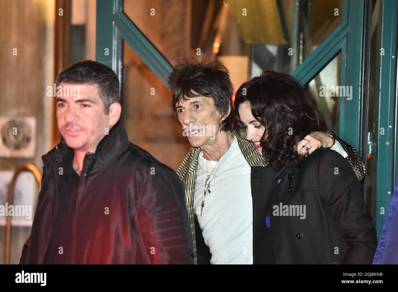 STOCKHOLM 20140629 Ronnie Wood of the Rolling Stones et son épouse ...