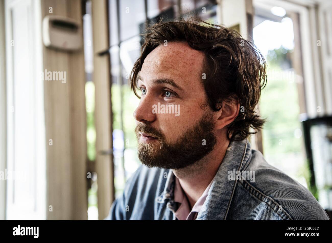 Midsommar movie Banque de photographies et d’images à haute résolution - Alamy