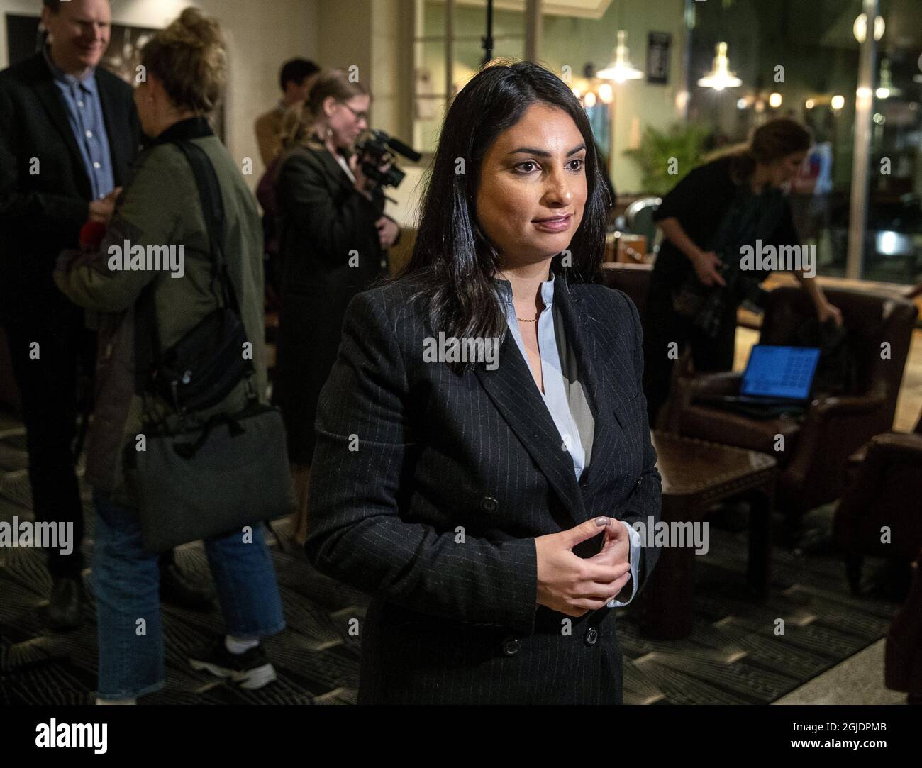 Nooshi dadgostar Banque de photographies et d’images à haute résolution ...