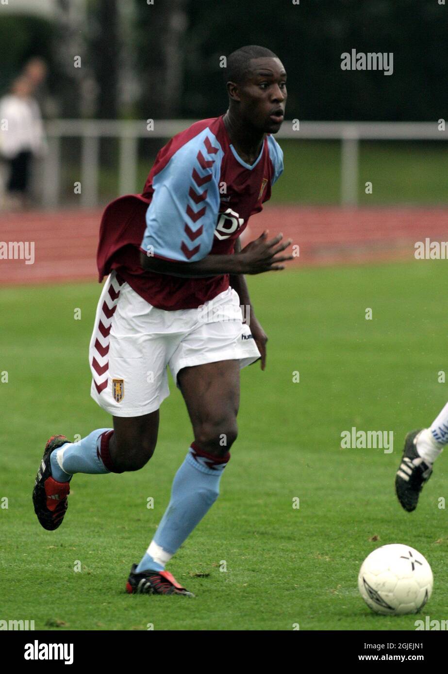 Carlton cole Banque de photographies et d’images à haute résolution - Alamy
