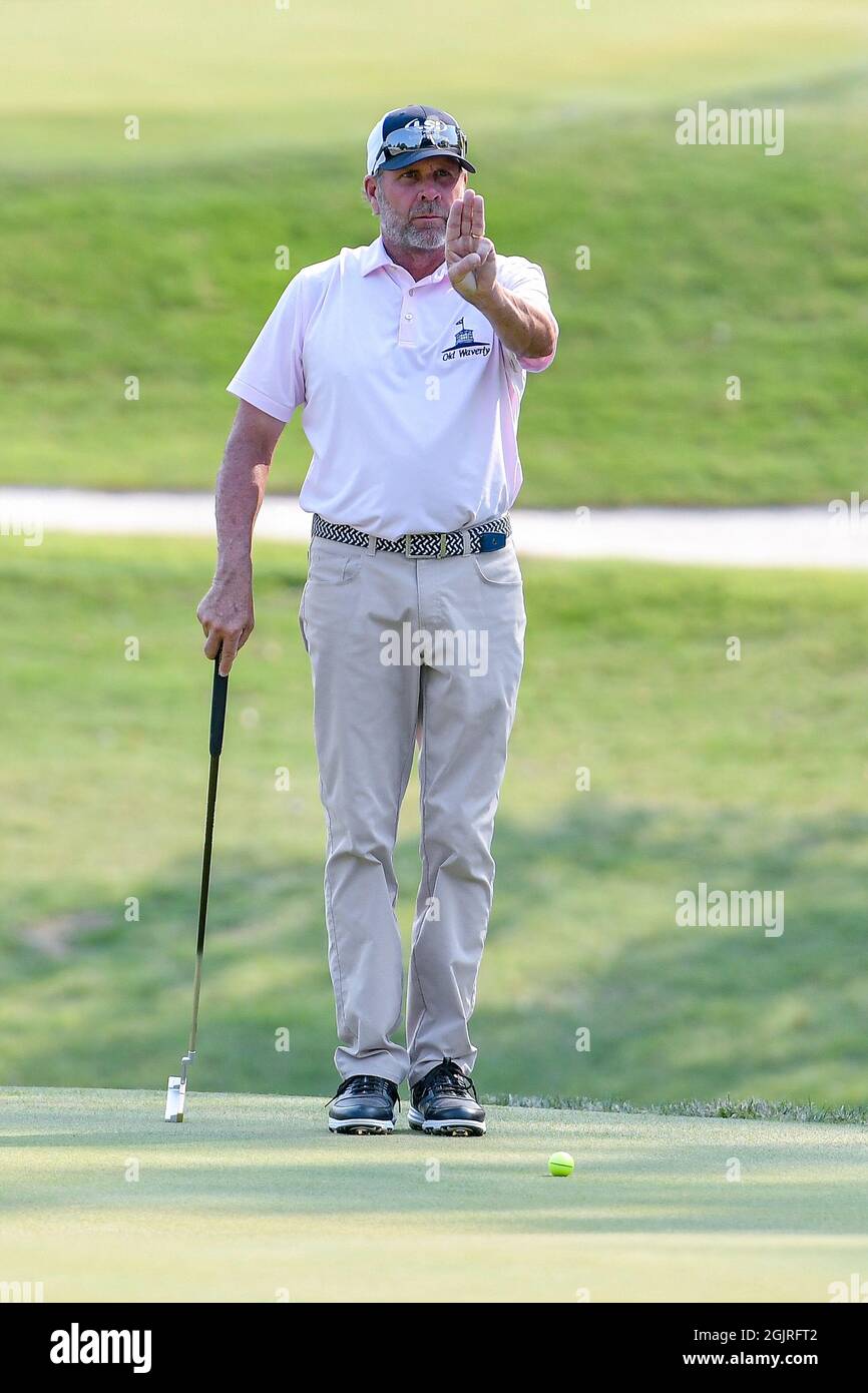 11 septembre 2021 : Doug Barron, de Memphis, Tennessee, s'aligne sur ...