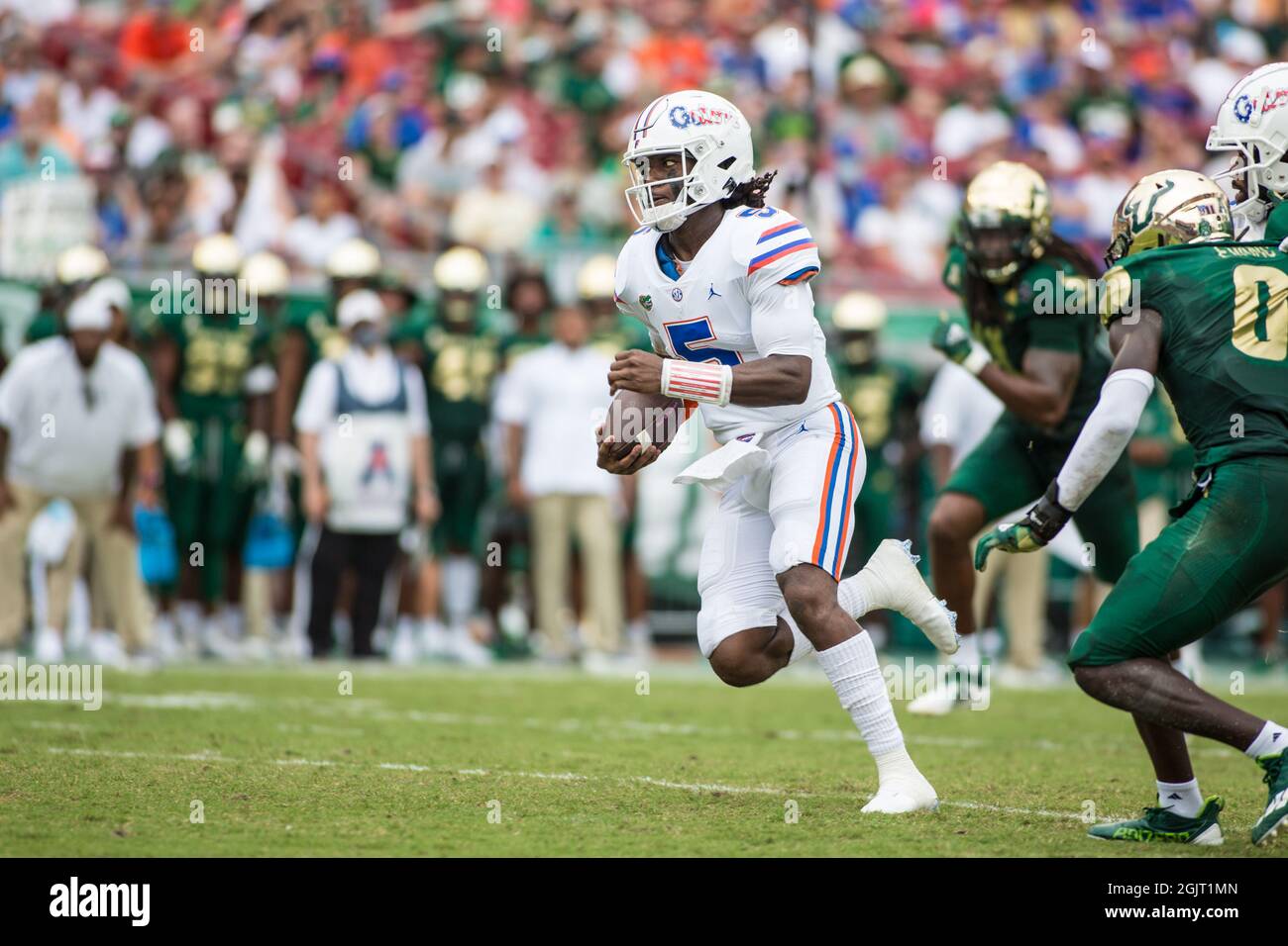 11 septembre 2021 : le quarterback des Gators de Floride Emory Jones (5 ...