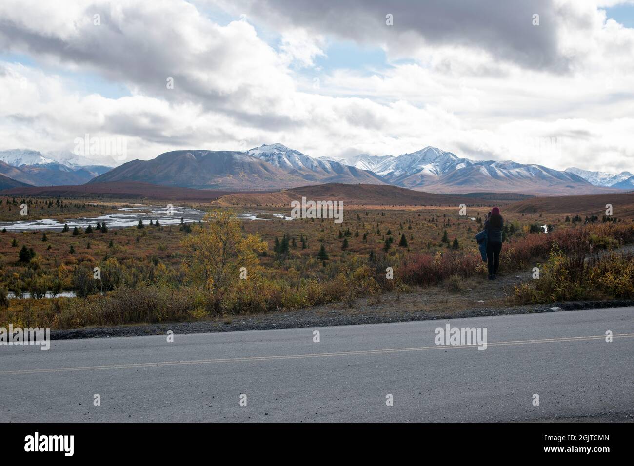 La Savage River du parc national Denali abrite une courte randonnée ...