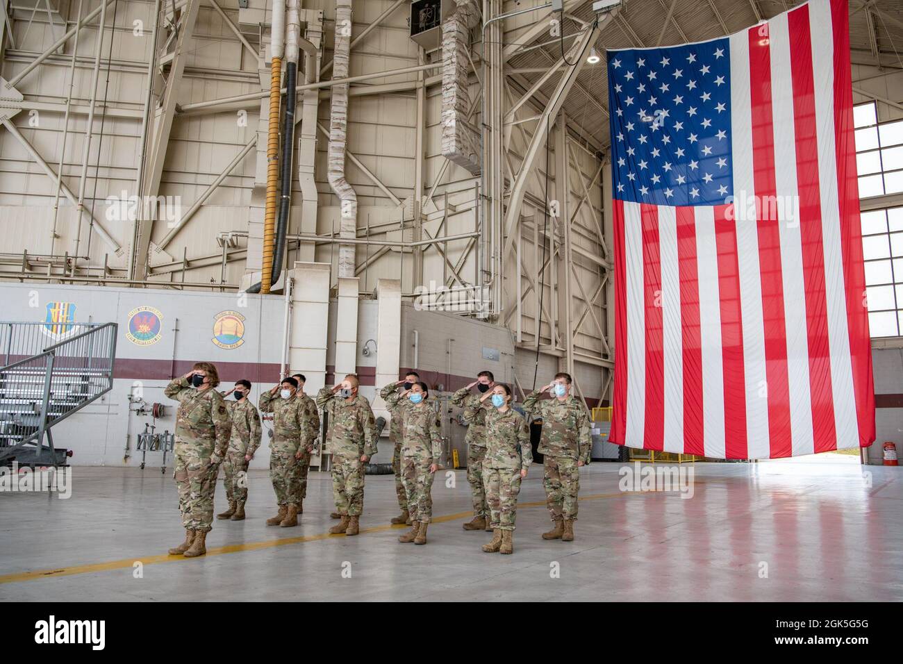 Le lieutenant-colonel Gregory Messel a cédé le commandement du 349e ...