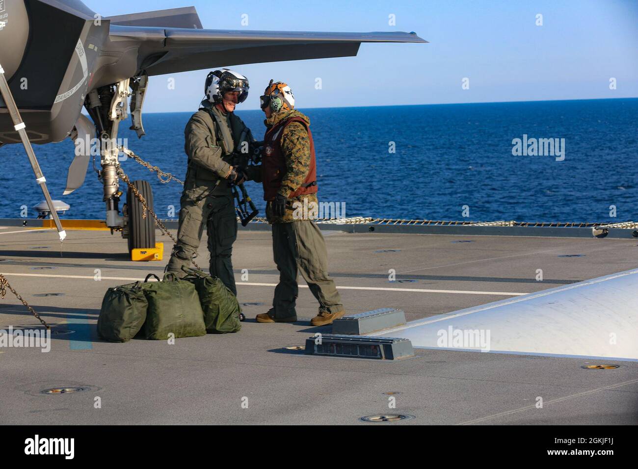 Le lieutenant-colonel Andrew d'Ambrogi, commandant de l'escadron d ...