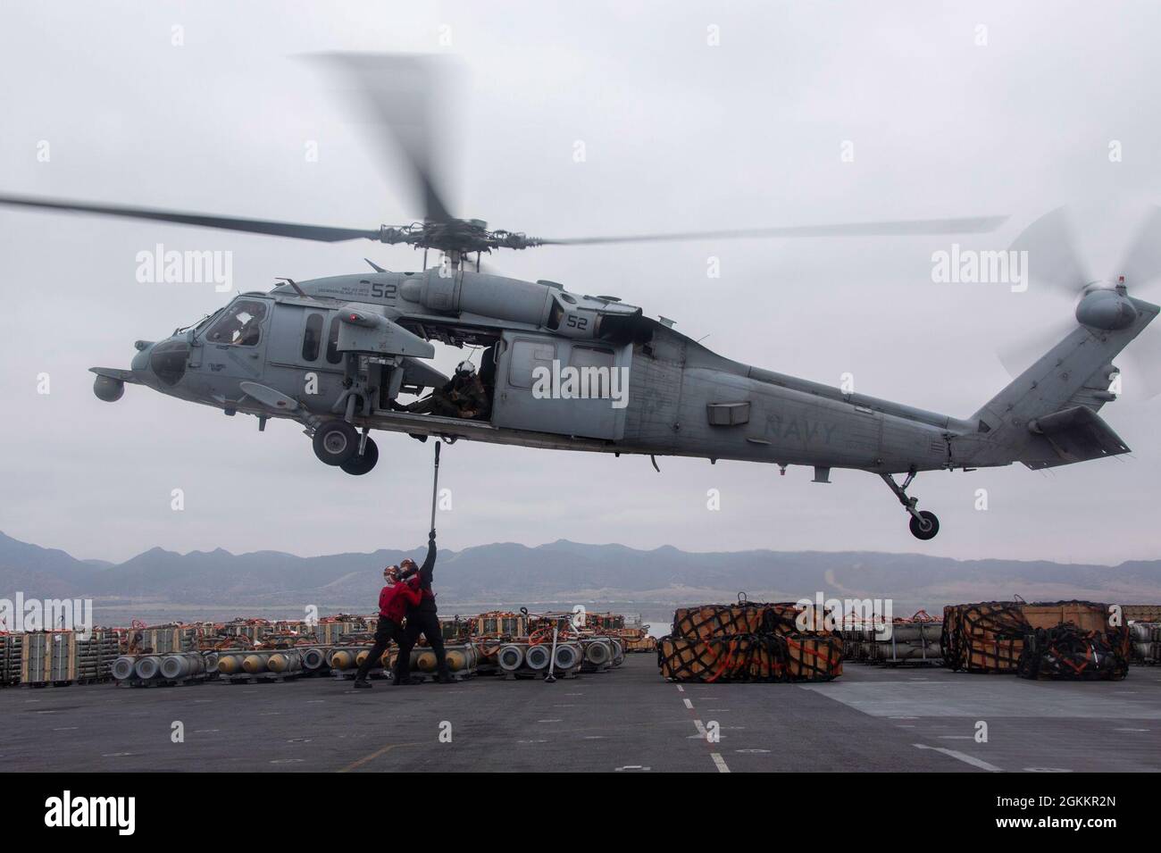 210519-N-LD903-1258 OCÉAN PACIFIQUE (19 mai 2021) – U.S. Navy Aviation ...