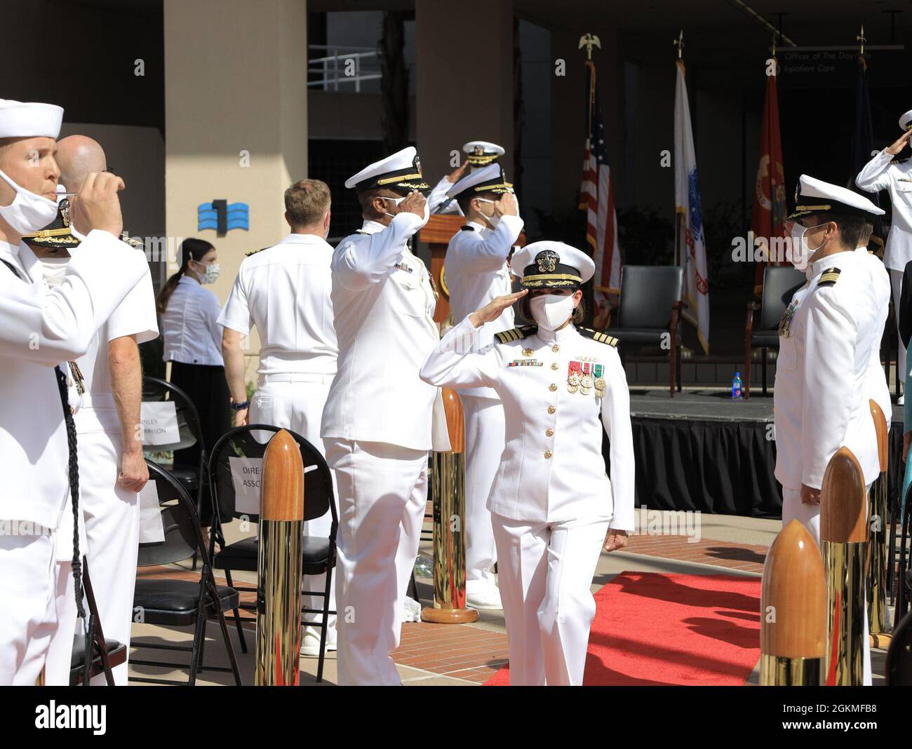 Le capitaine Kimberly Davis quitte la cérémonie de changement de ...