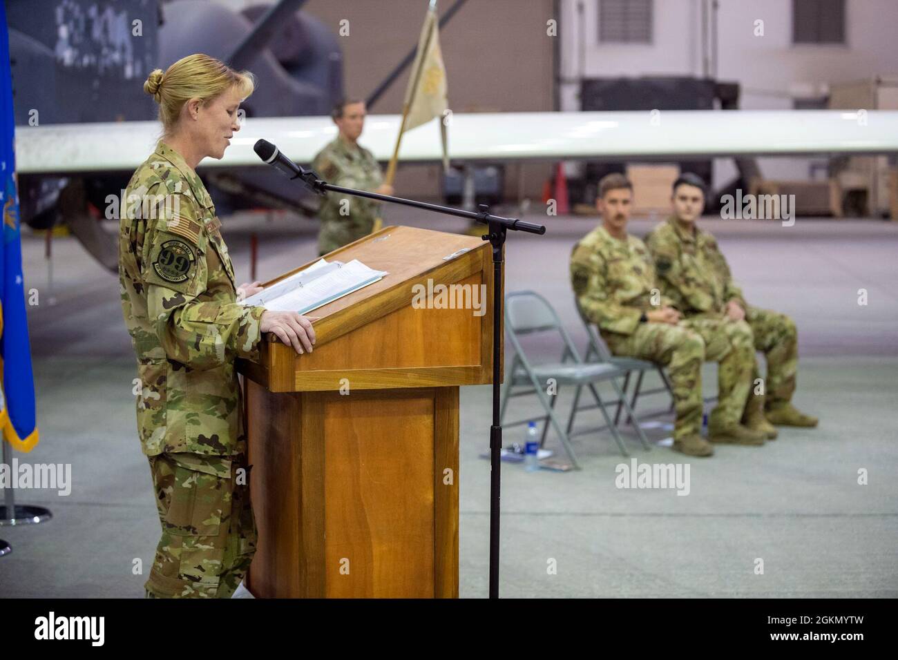 Kristen D. Thompson, colonel de la Force aérienne des États-Unis, 380e ...