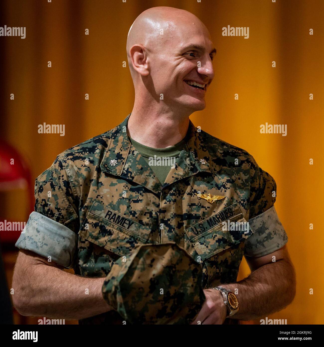 Le lieutenant-colonel Anthony D. Ramey, commandant entrant du quartier ...