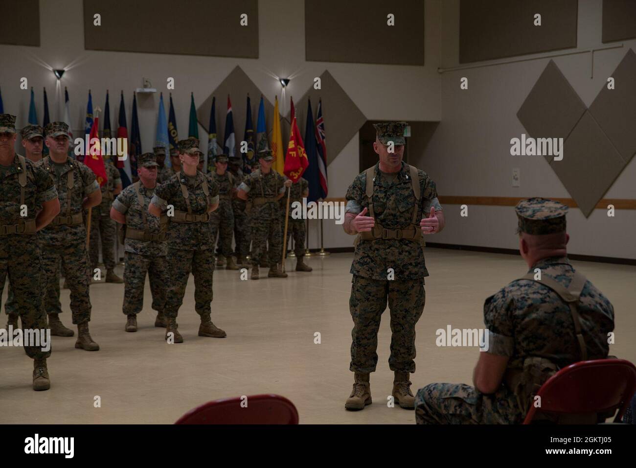 Le colonel Christopher M. Haar du corps des Marines des États-Unis ...