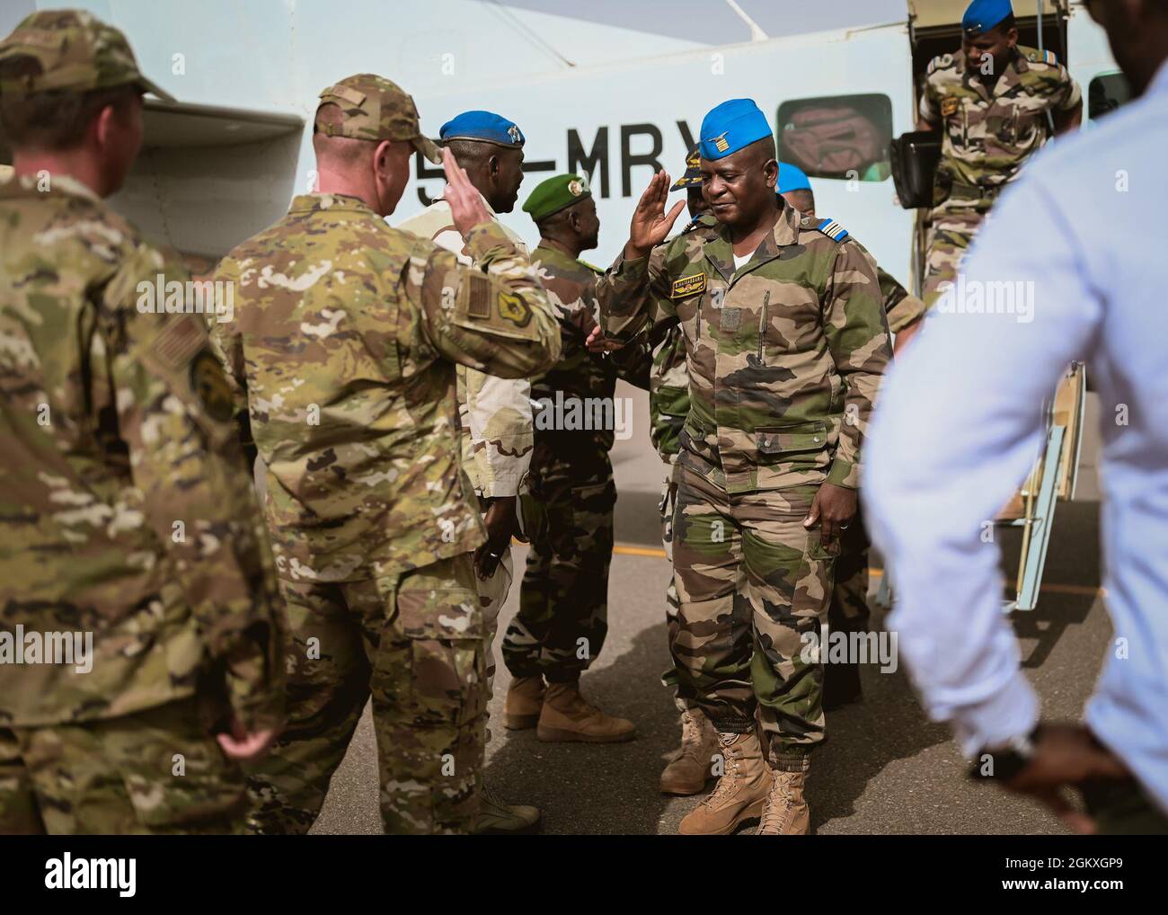 Le colonel Maïnassara des Forces armées nigéennes, chef d'état-major ...