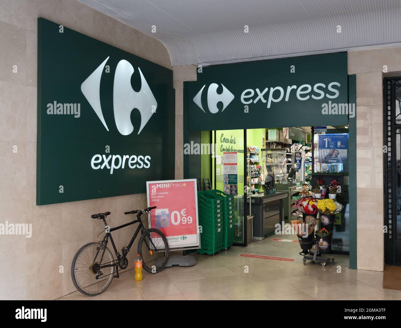 Logo carrefour express Banque de photographies et d’images à haute ...