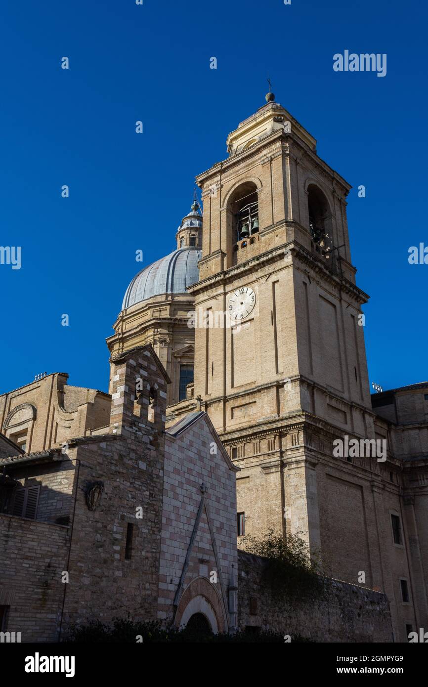 La basilique de Santa Maria degli Angeli est une église rite catholique ...