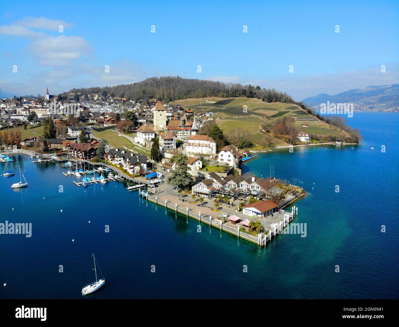 Schloss spiez Banque de photographies et d’images à haute résolution ...