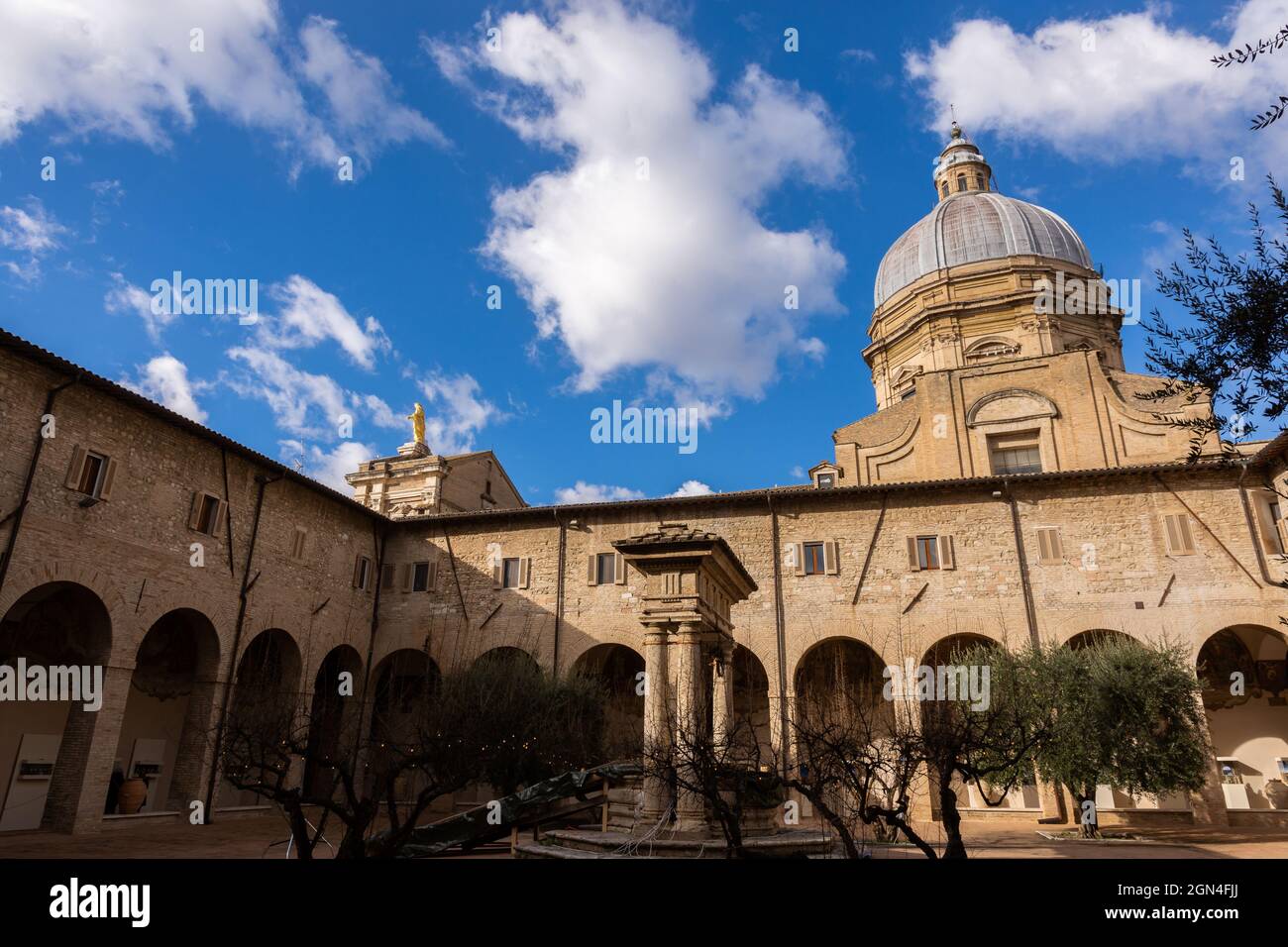 La basilique de Santa Maria degli Angeli est une église rite catholique ...