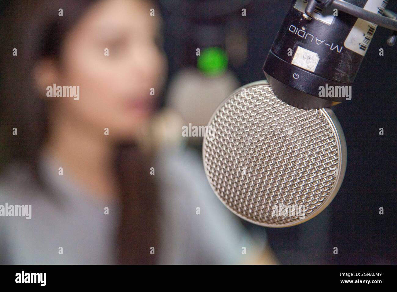 Microphone radio Banque de photographies et d’images à haute résolution ...