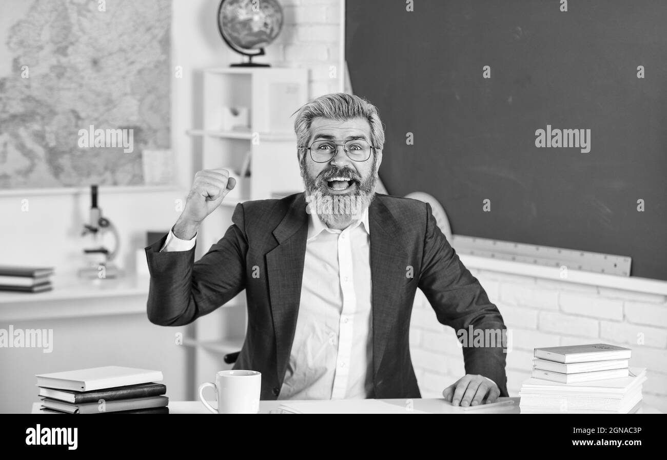 Plan de la leçon. Documents documentaires. Devoirs scolaires. Retour à ...