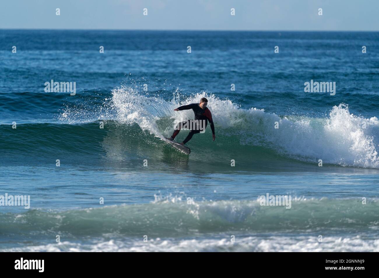 Enseigner le surf Banque de photographies et d’images à haute ...