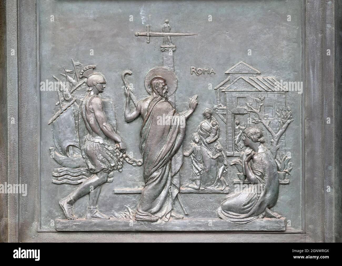 Porte en bronze avec l'image de la vie de Saint Paul: Paul atteint Rome ...