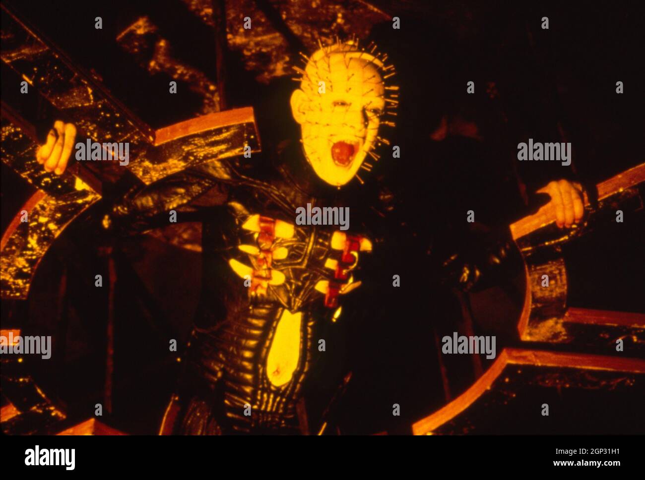 HELLRAISER IV, (alias HELLRAISER : LIGNÉE), Doug Bradley, Pinhead, 1996 ...
