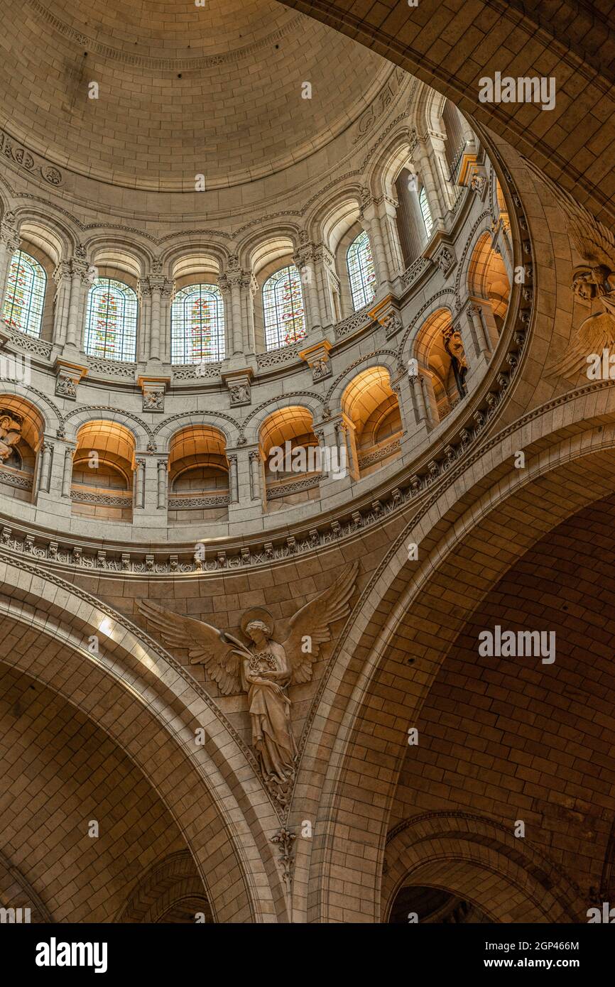 Intérieur du dôme de la basilique du Sacré-cœur à Paris Photo Stock - Alamy