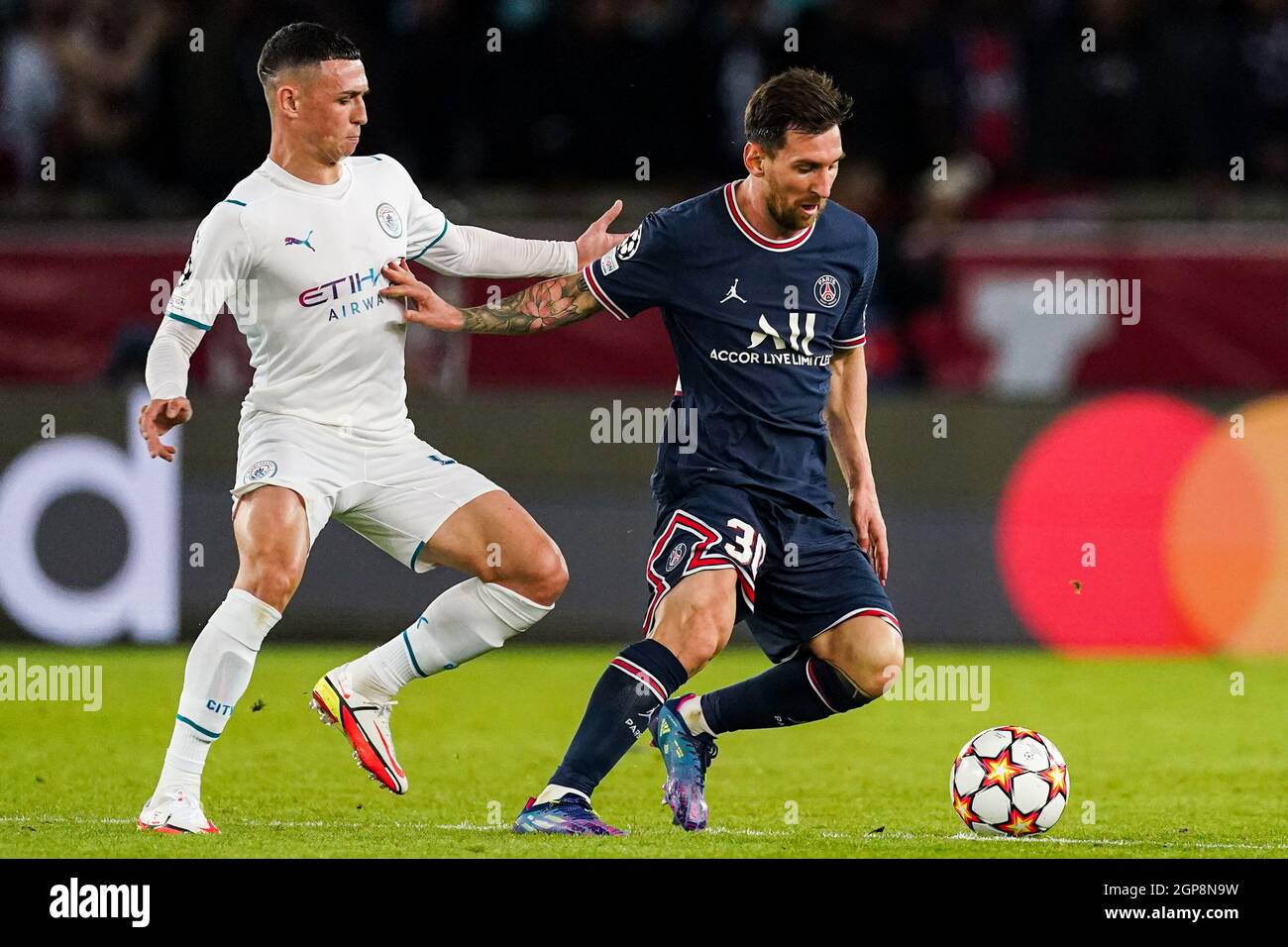Phil foden messi Banque de photographies et d’images à haute résolution ...