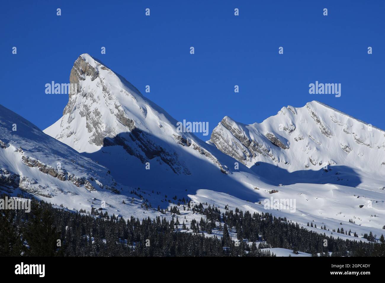 Gamme churfirsten Banque de photographies et d’images à haute ...