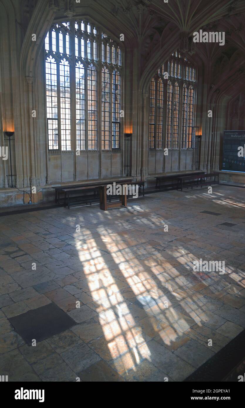 Stained glass window bodleian library Banque de photographies et d ...