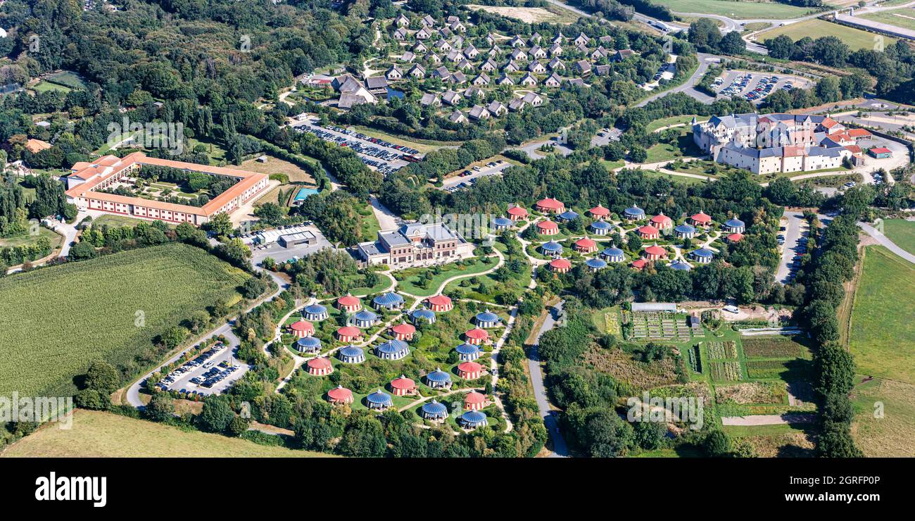 France, Vendée, les Epesses, le Puy du fou, les hôtels (vue aérienne ...