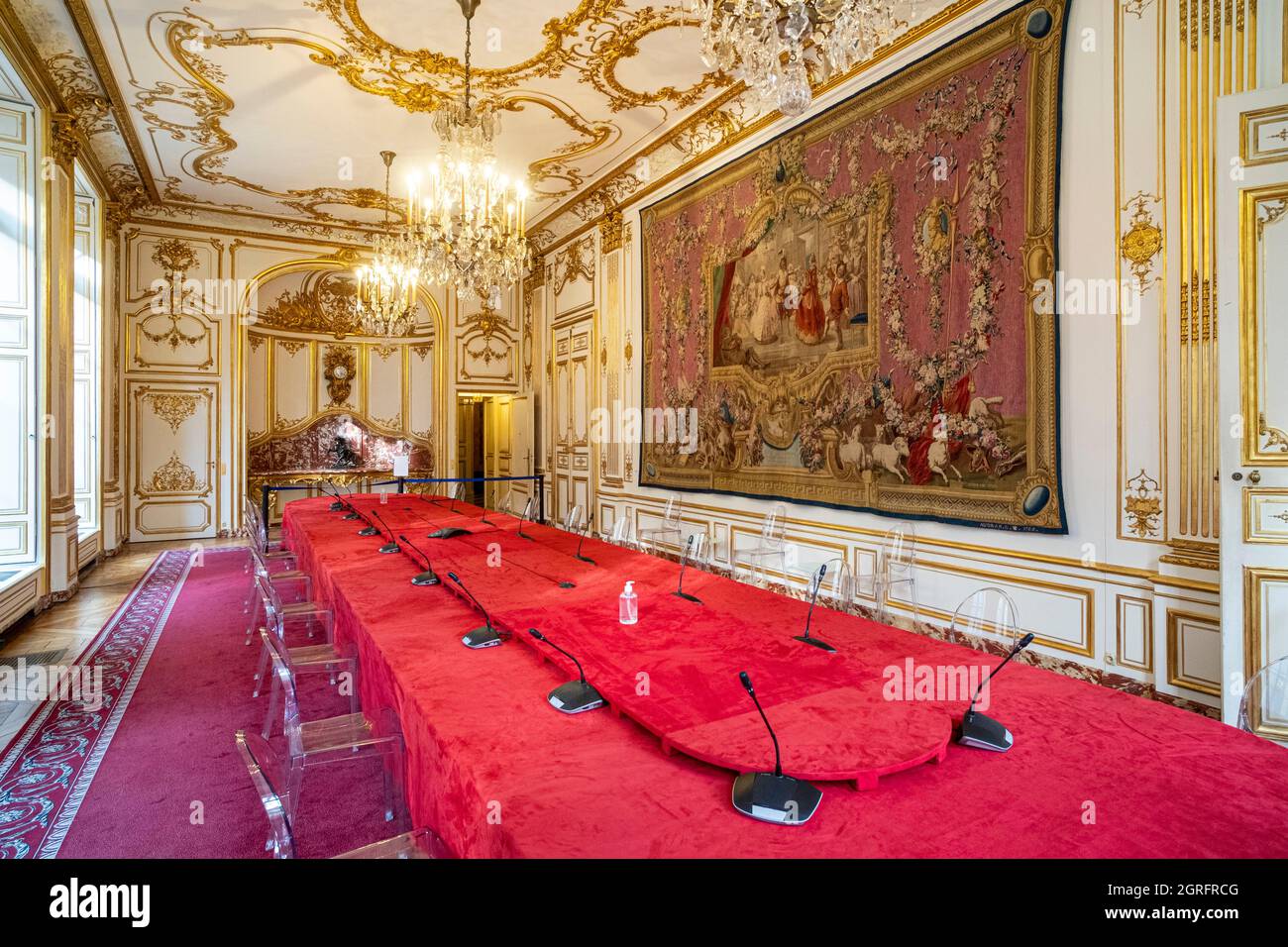 Hôtel matignon Banque de photographies et d’images à haute résolution ...