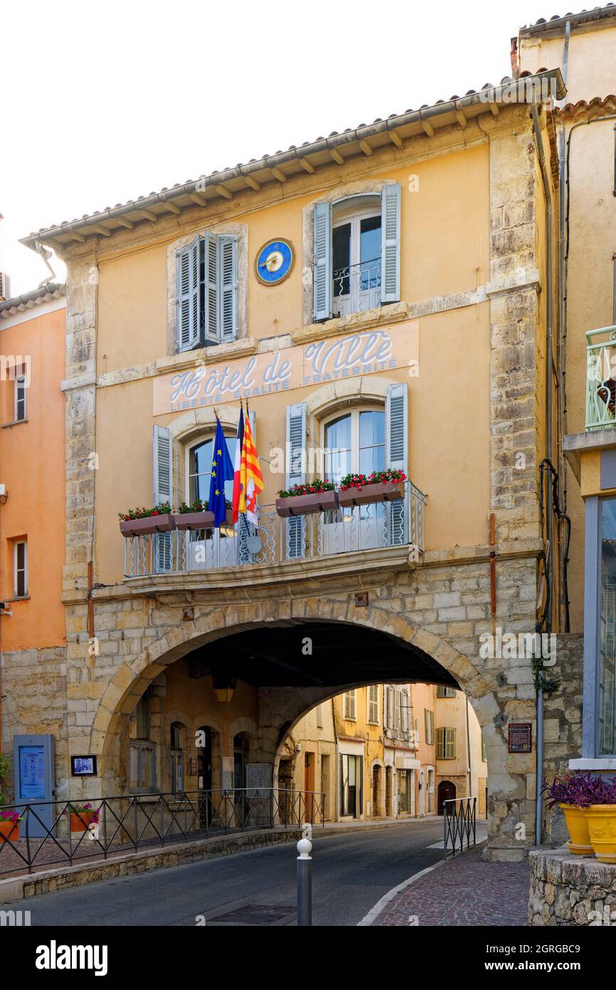 France, Var, quartier Fayence, village perché de Fayence, façade de l ...