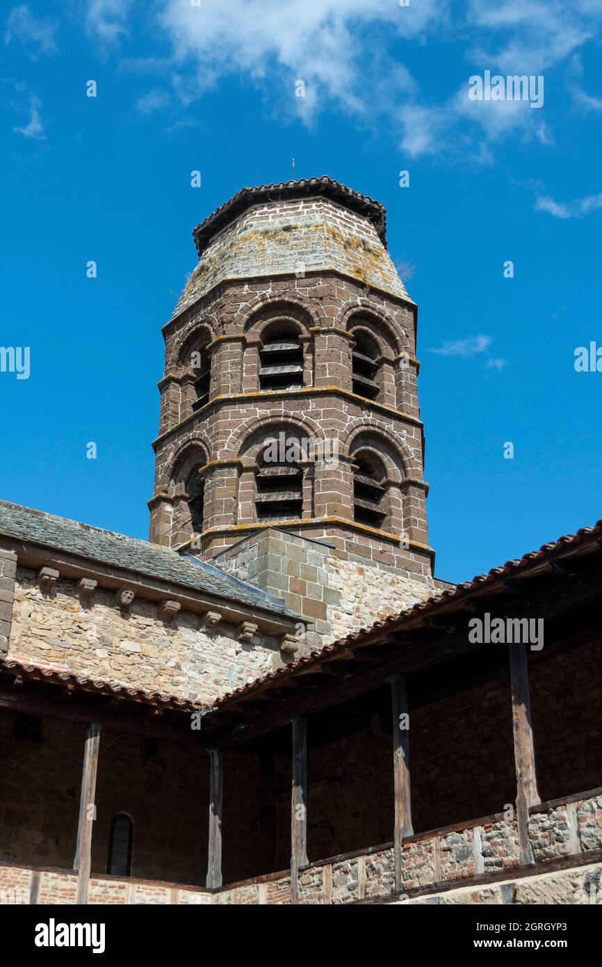 Abbaye de lavaudieu Banque de photographies et d’images à haute ...